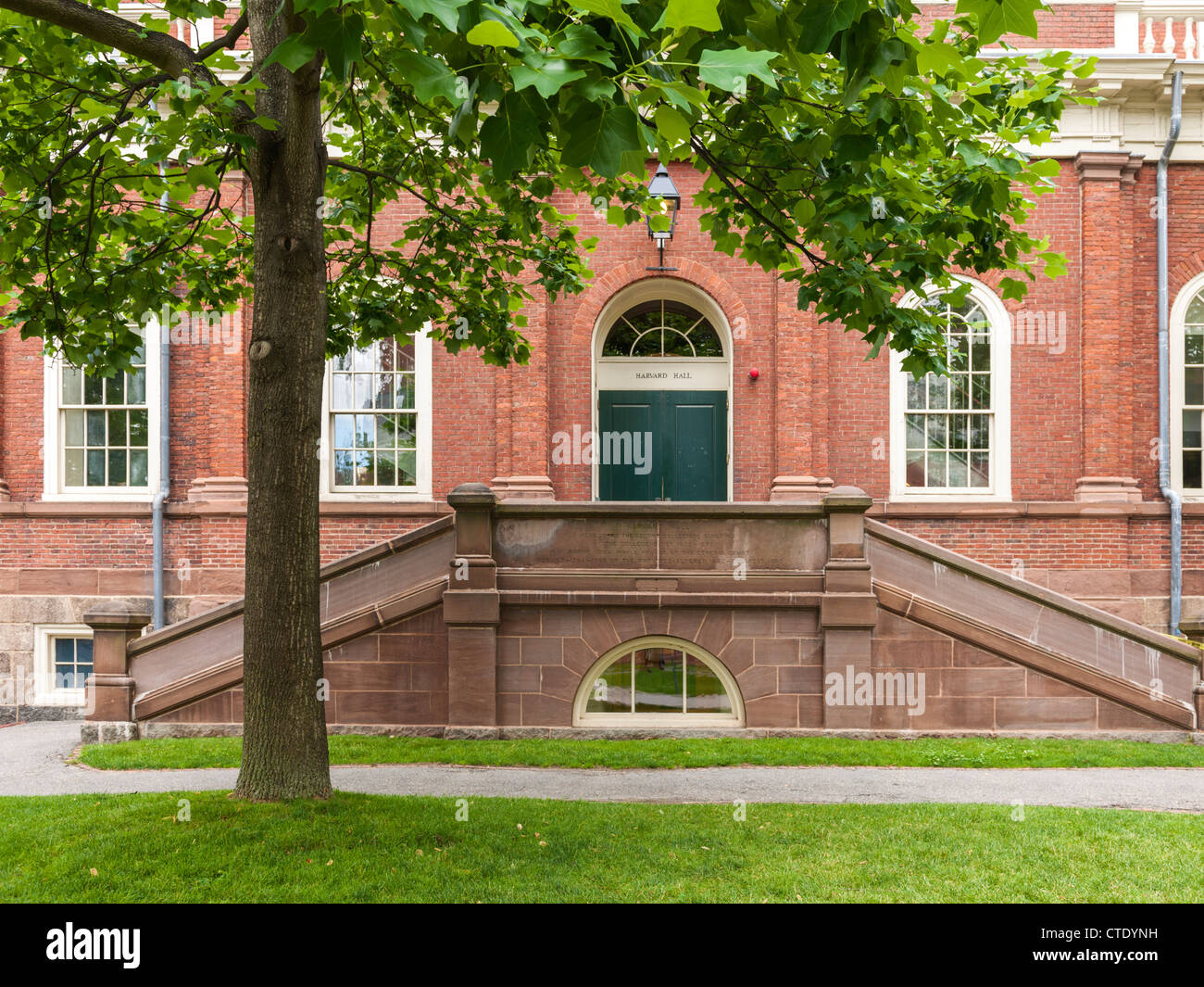 Harvard hall hi-res stock photography and images - Alamy