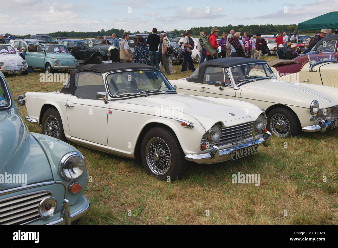 Triumph tr4 car hi-res stock photography and images - Alamy