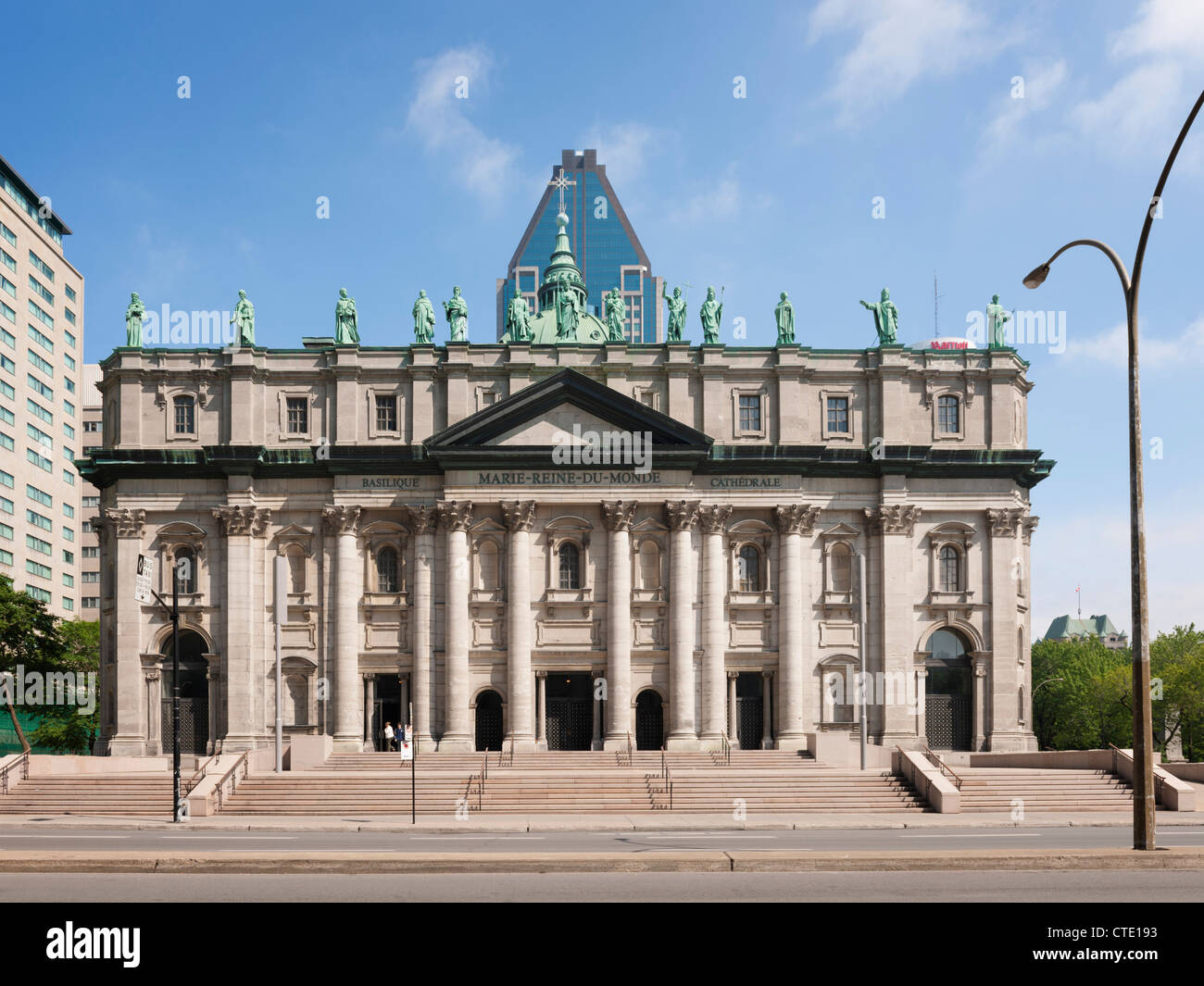 Basilique-Cathédrale Marie-Reine-Du-Monde De Montréal – UCYRX