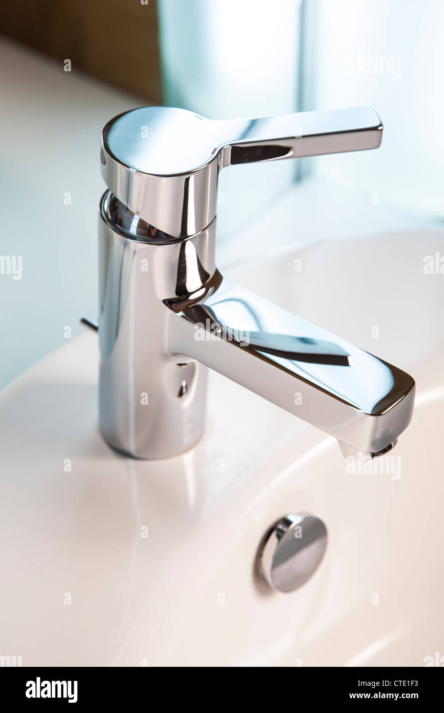 Chrome tap hi-res stock photography and images - Alamy