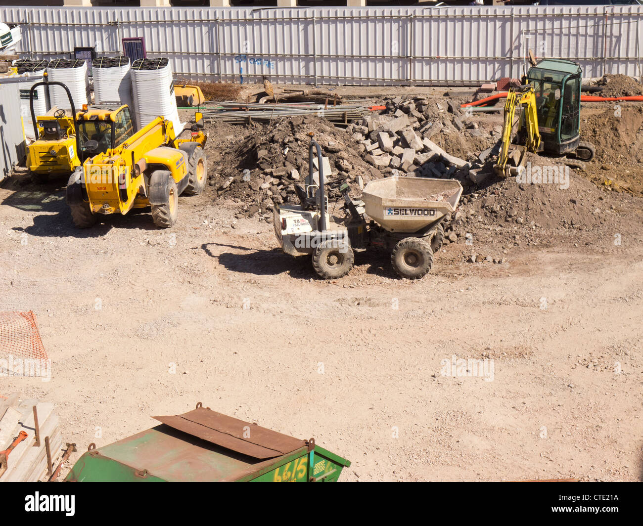 Machinery site under construction hi-res stock photography and images ...
