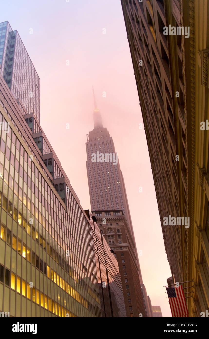 Skyline empire stae buildings hi-res stock photography and images - Alamy