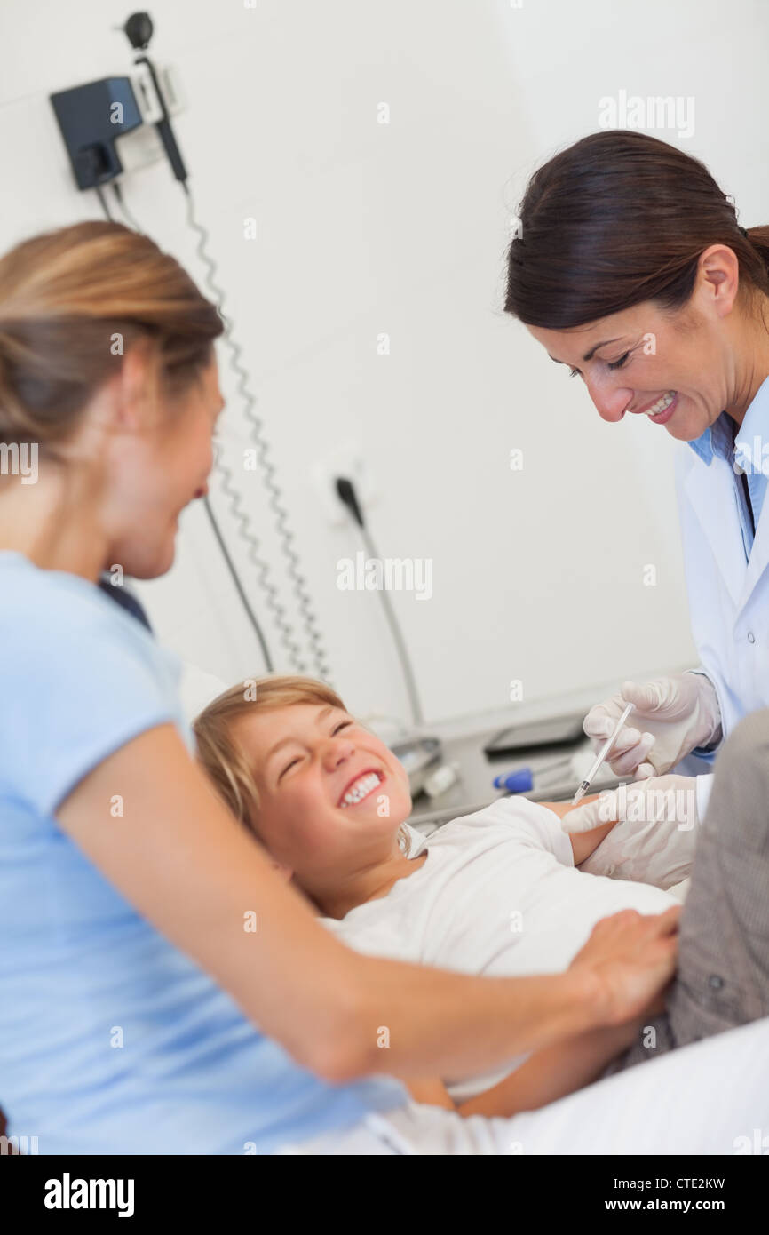 Hospitalized child hi-res stock photography and images - Alamy