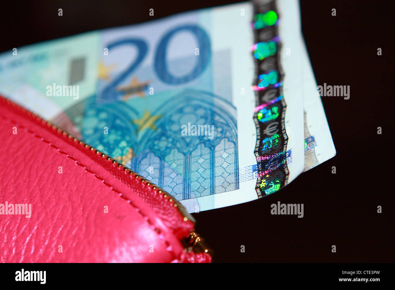 Pink notes hi-res stock photography and images - Alamy