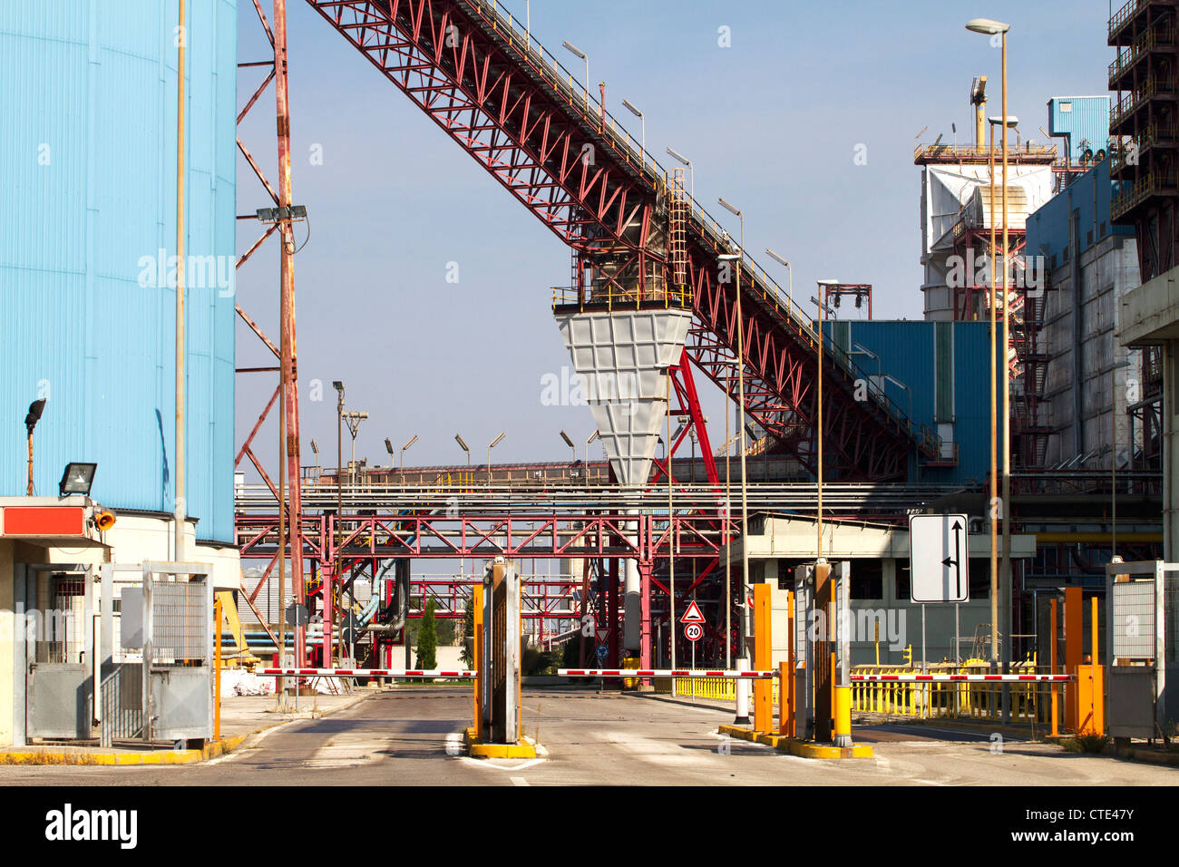 Industrial landscape panorama hi-res stock photography and images - Alamy