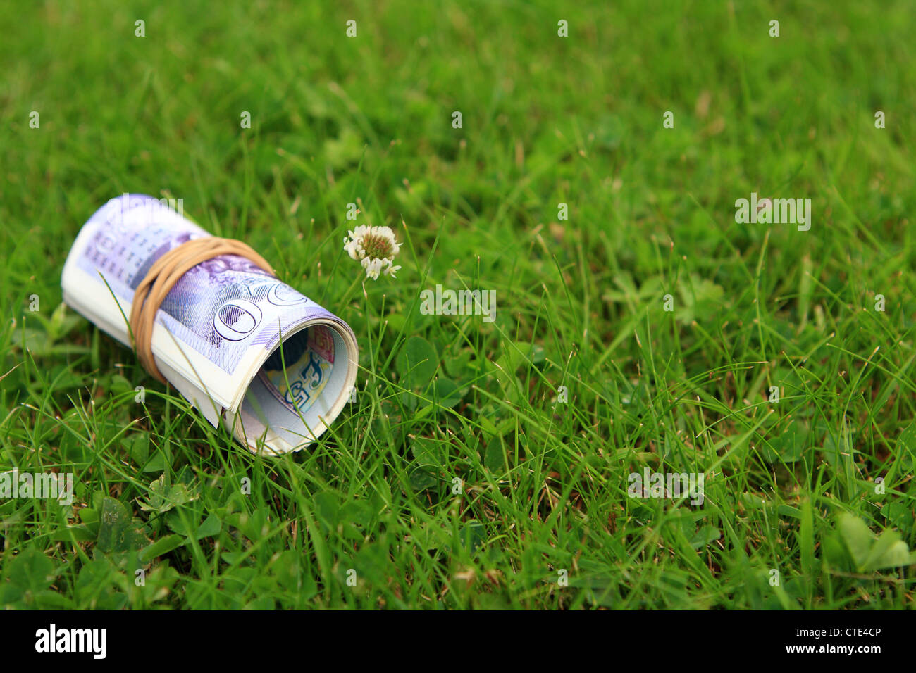 Rolled notes hi-res stock photography and images - Alamy