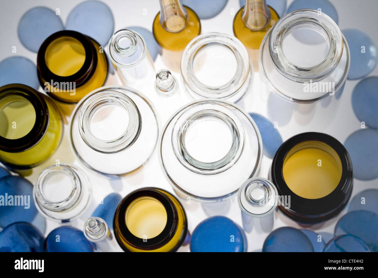 Row of vials water hi-res stock photography and images - Alamy