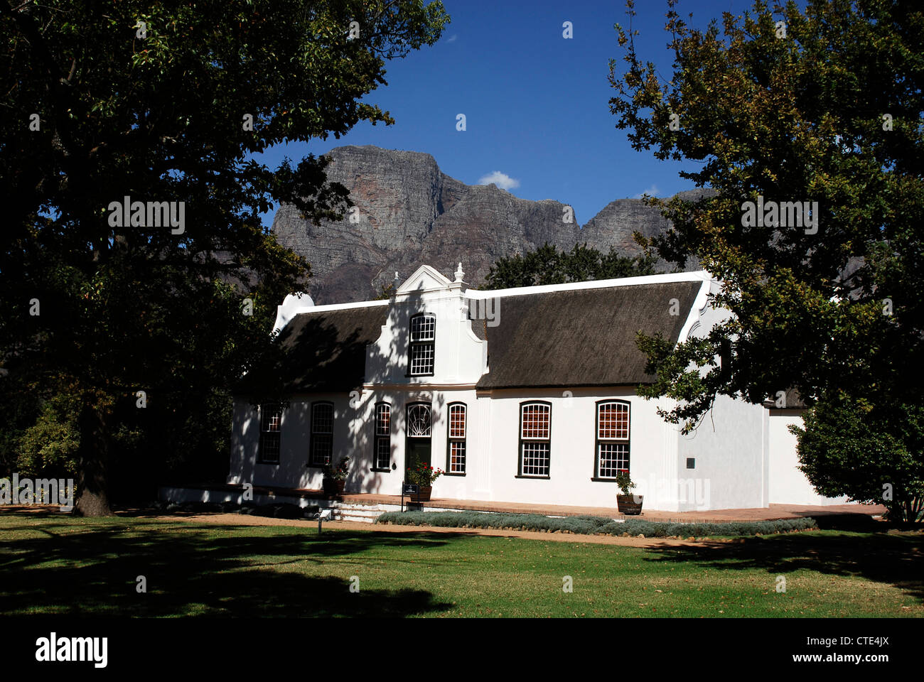 Cape Dutch farm Manor house at Boschendal Wine Estate, Franschhoek ...