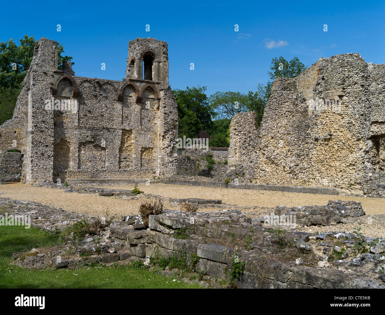 dh Wolvesey Castle WINCHESTER HAMPSHIRE England Medieval bishops palace ...
