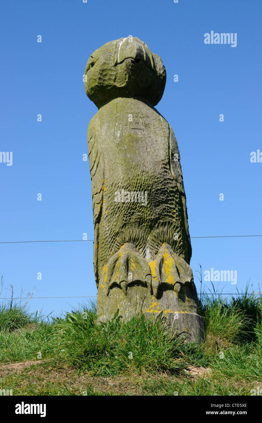 Puffin sculpture hi-res stock photography and images - Alamy