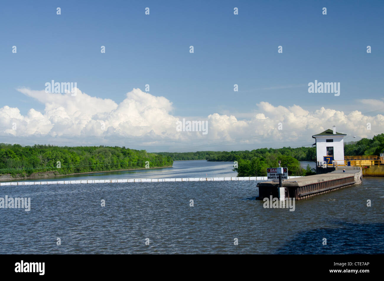 New York. Erie Canal, at Lock 7 at Niskayuna Stock Photo - Alamy