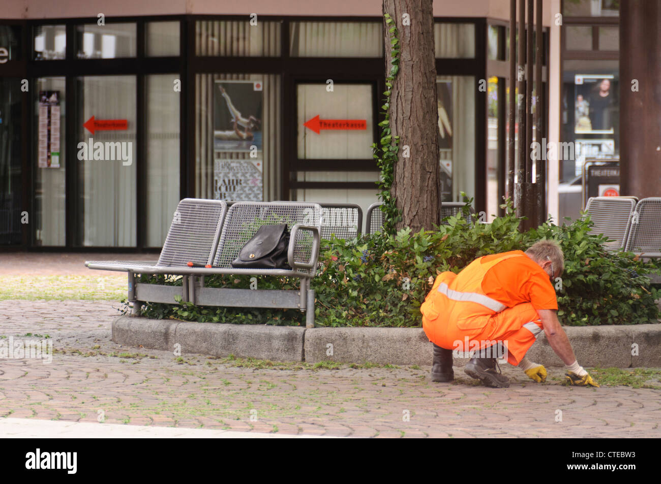 Scavenger Street Cleaner "Berliner Platz" Theater Heilbronn Baden ...