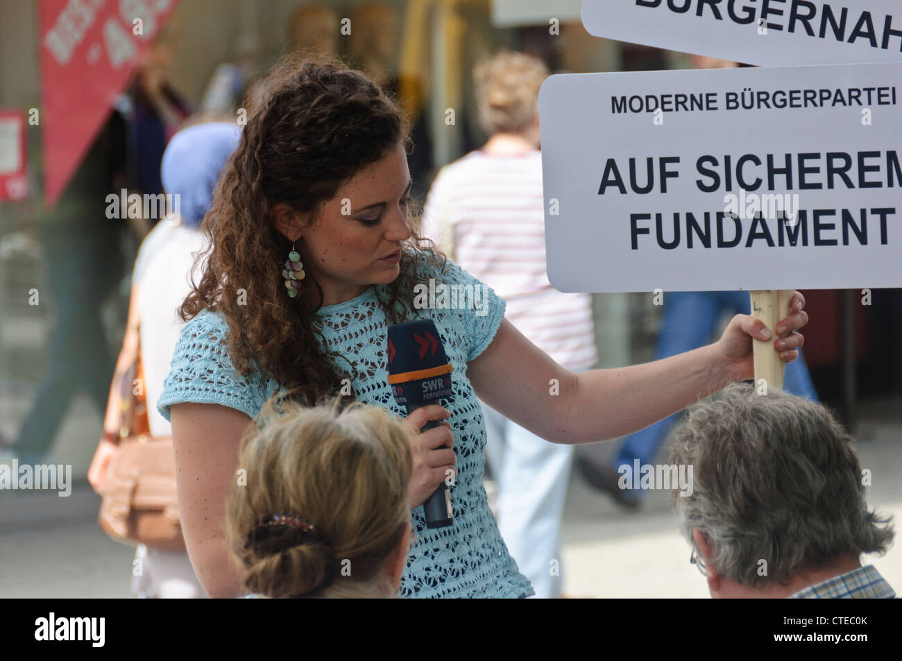 Female Reporter Germany High Resolution Stock Photography and Images - Alamy