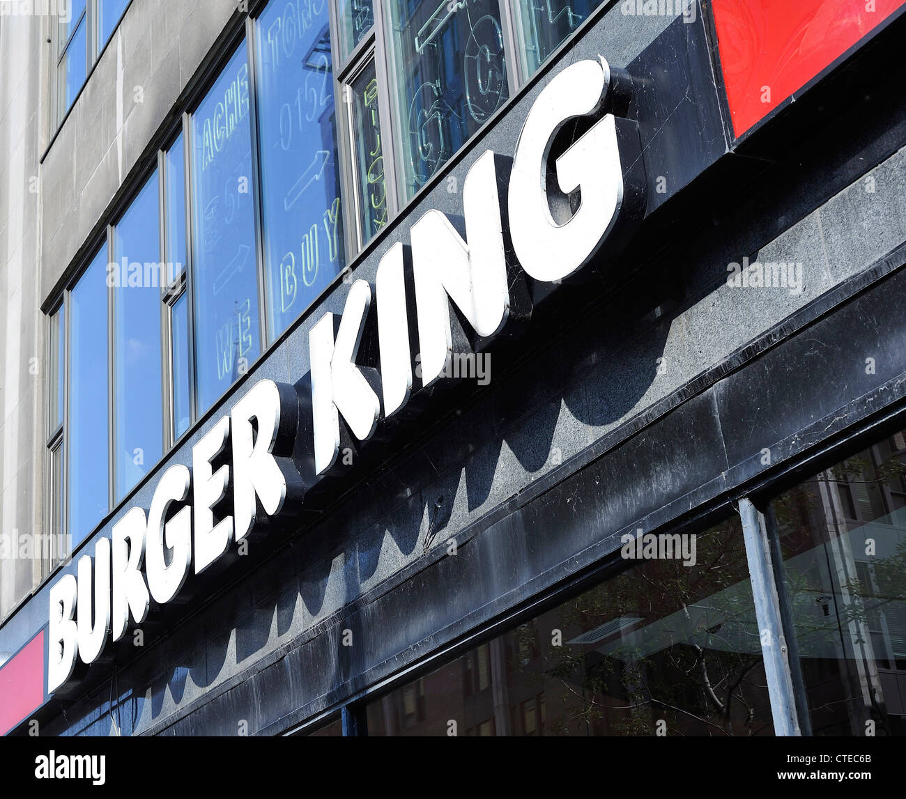 A photograph of a Burger King restaurant sign Stock Photo - Alamy