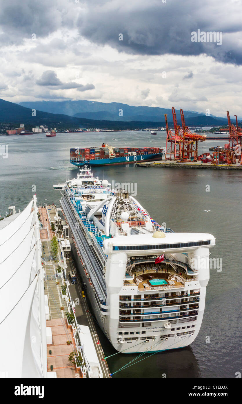 Princess Cruise LIne ship "Golden Princess" at "Canada Place" cruise ...