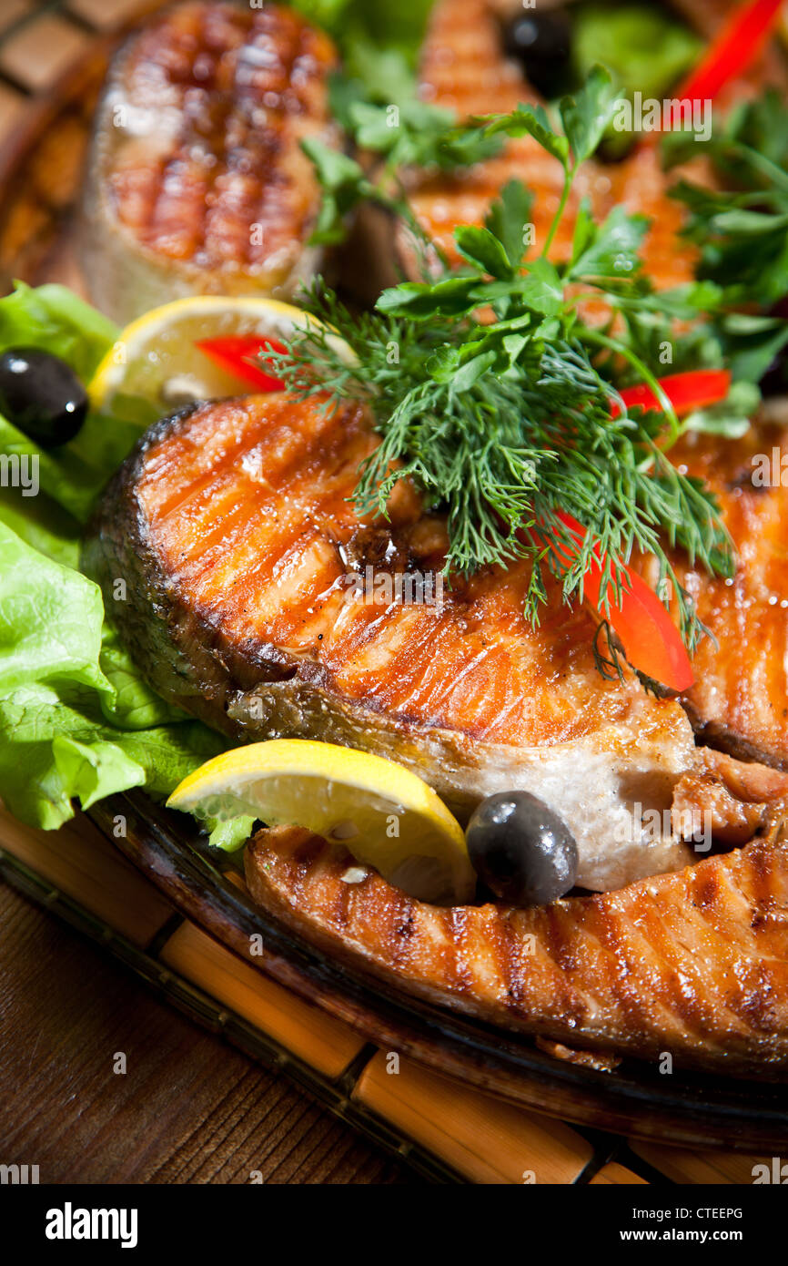Grilled fish hi-res stock photography and images - Alamy