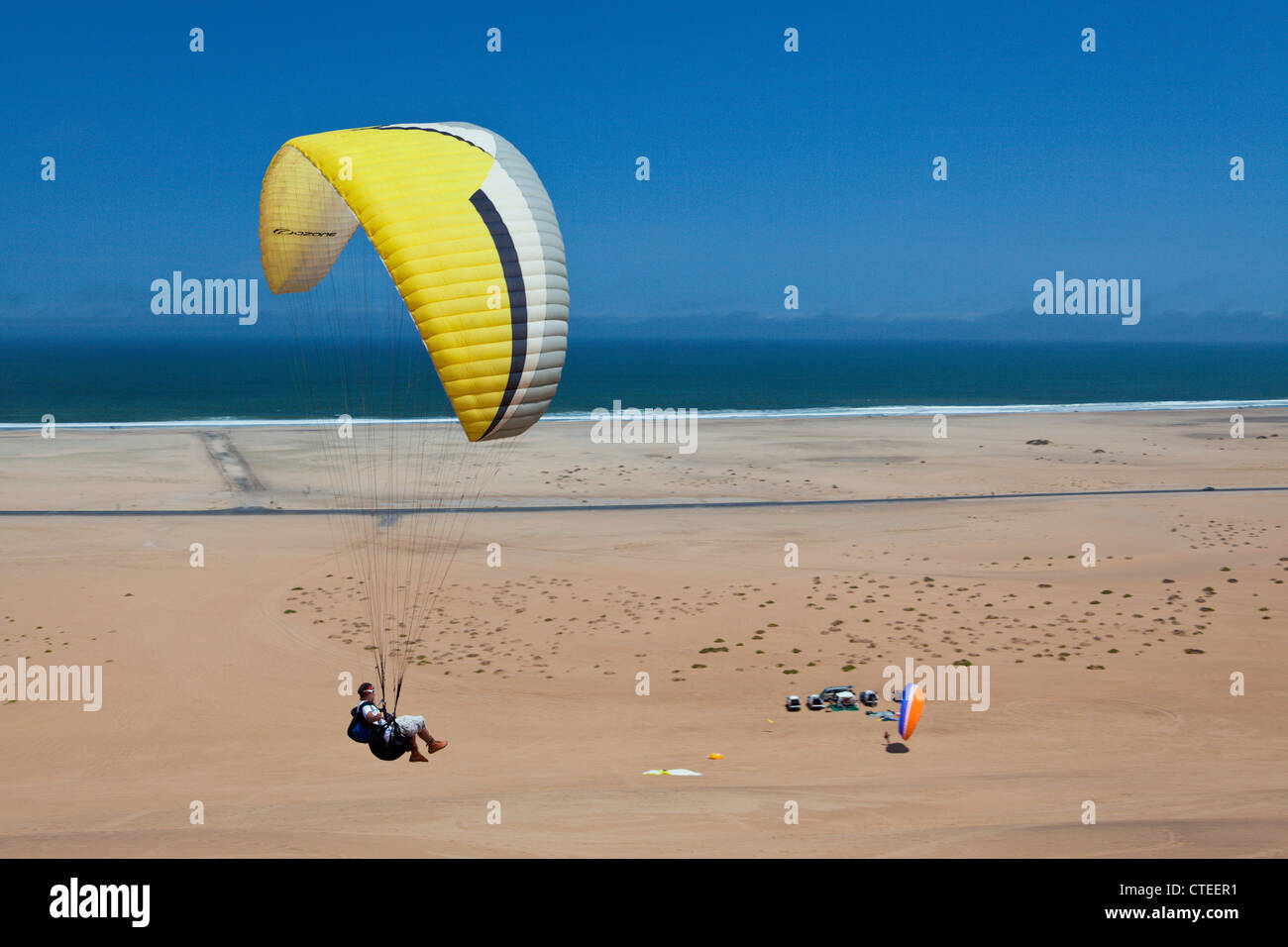 Paragliding over Dunes of Namib Desert, Long Beach, Swakopmund, Namibia ...