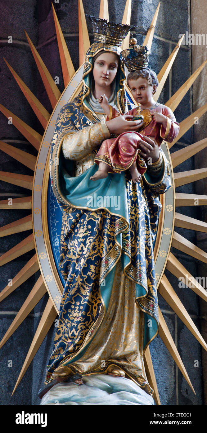Statue of saint jacob hi-res stock photography and images - Alamy