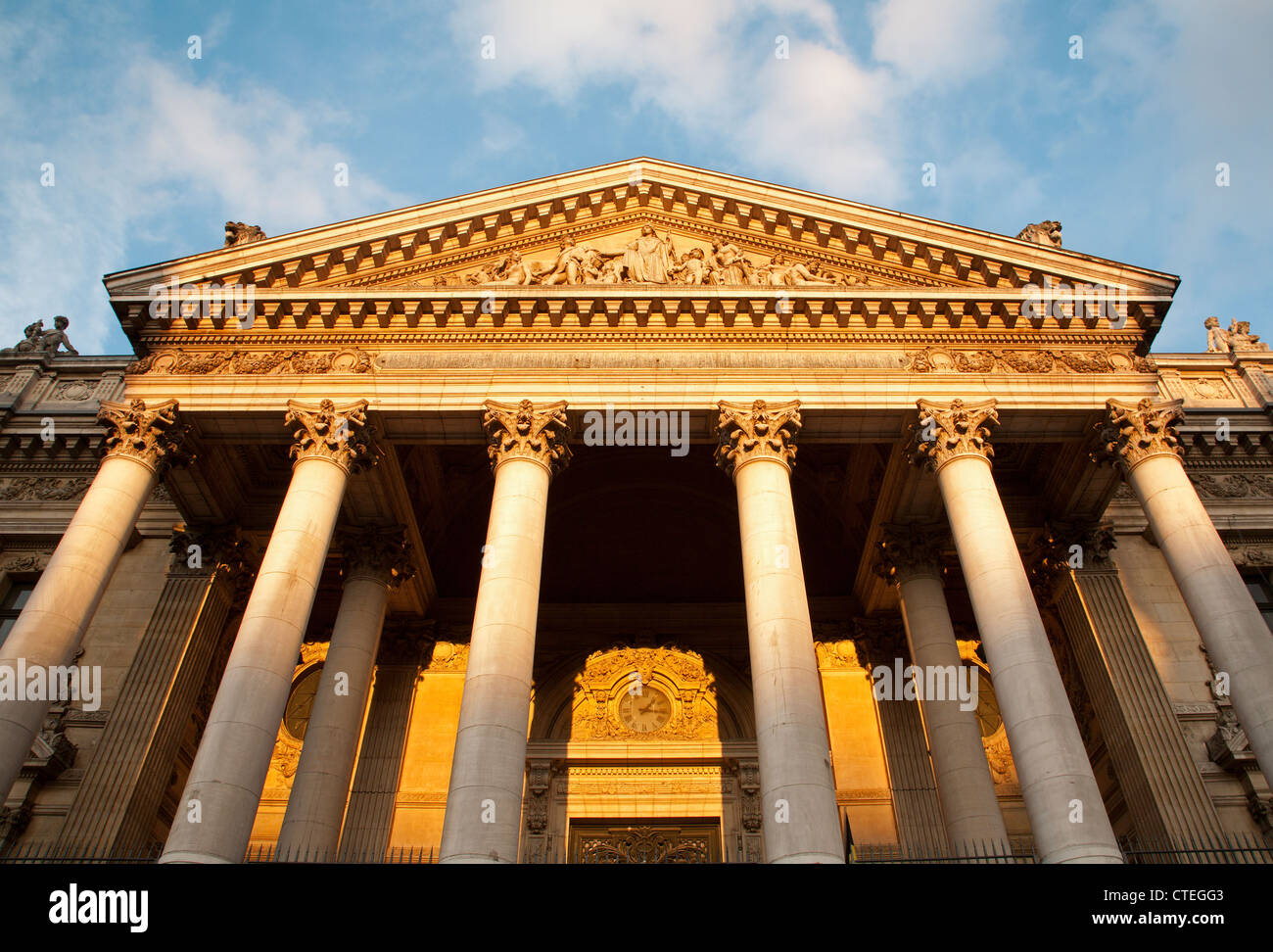 Brussels stock exchange building hi-res stock photography and images ...