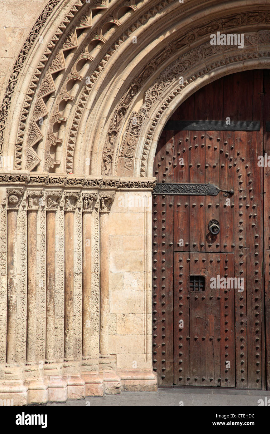 Valencia door hi-res stock photography and images - Alamy