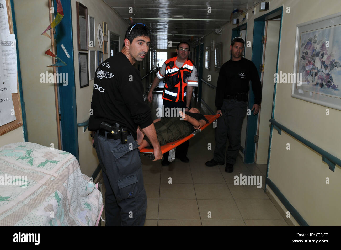 Hospital fire drill hi-res stock photography and images - Alamy