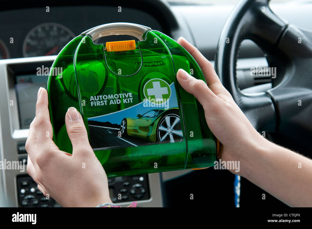 Emergency kit hi-res stock photography and images - Alamy