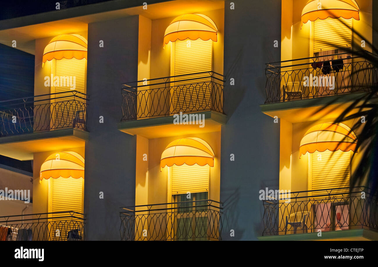 Night hotel window hi-res stock photography and images - Alamy