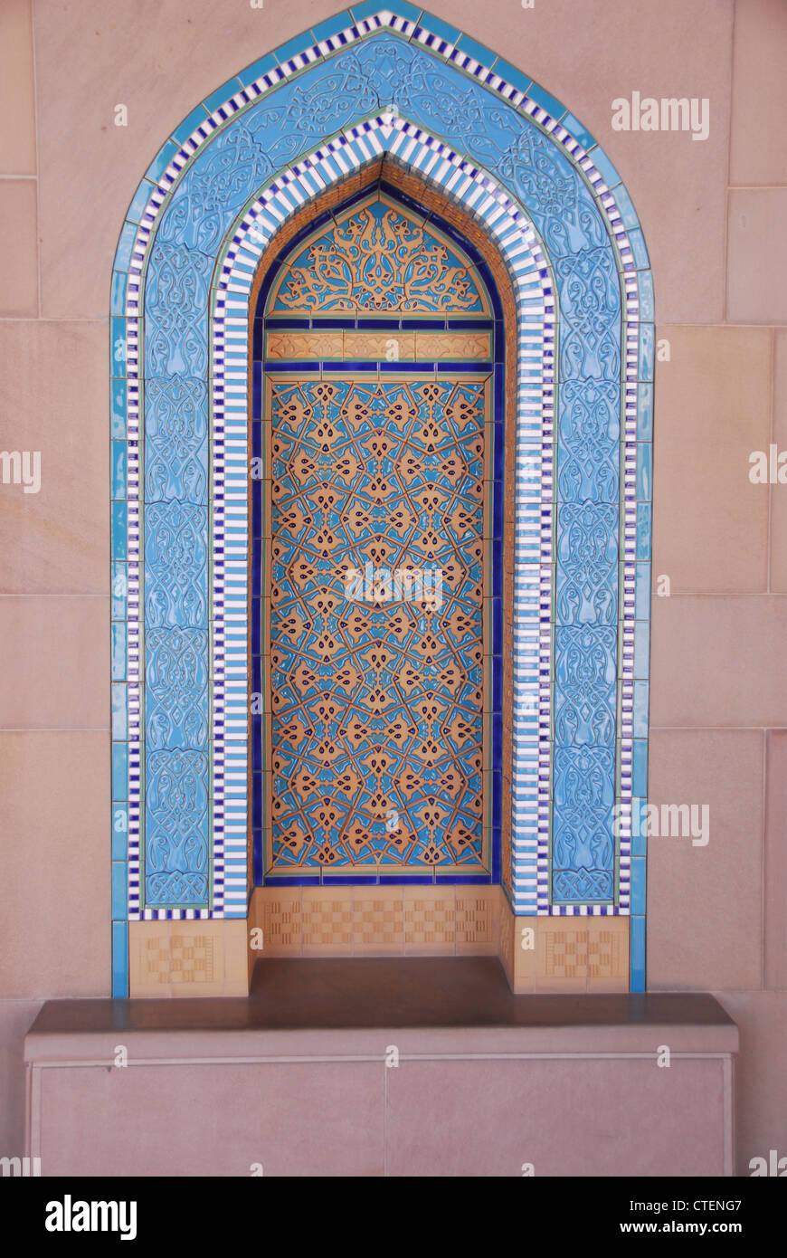Window of mosque in Muscat Stock Photo - Alamy