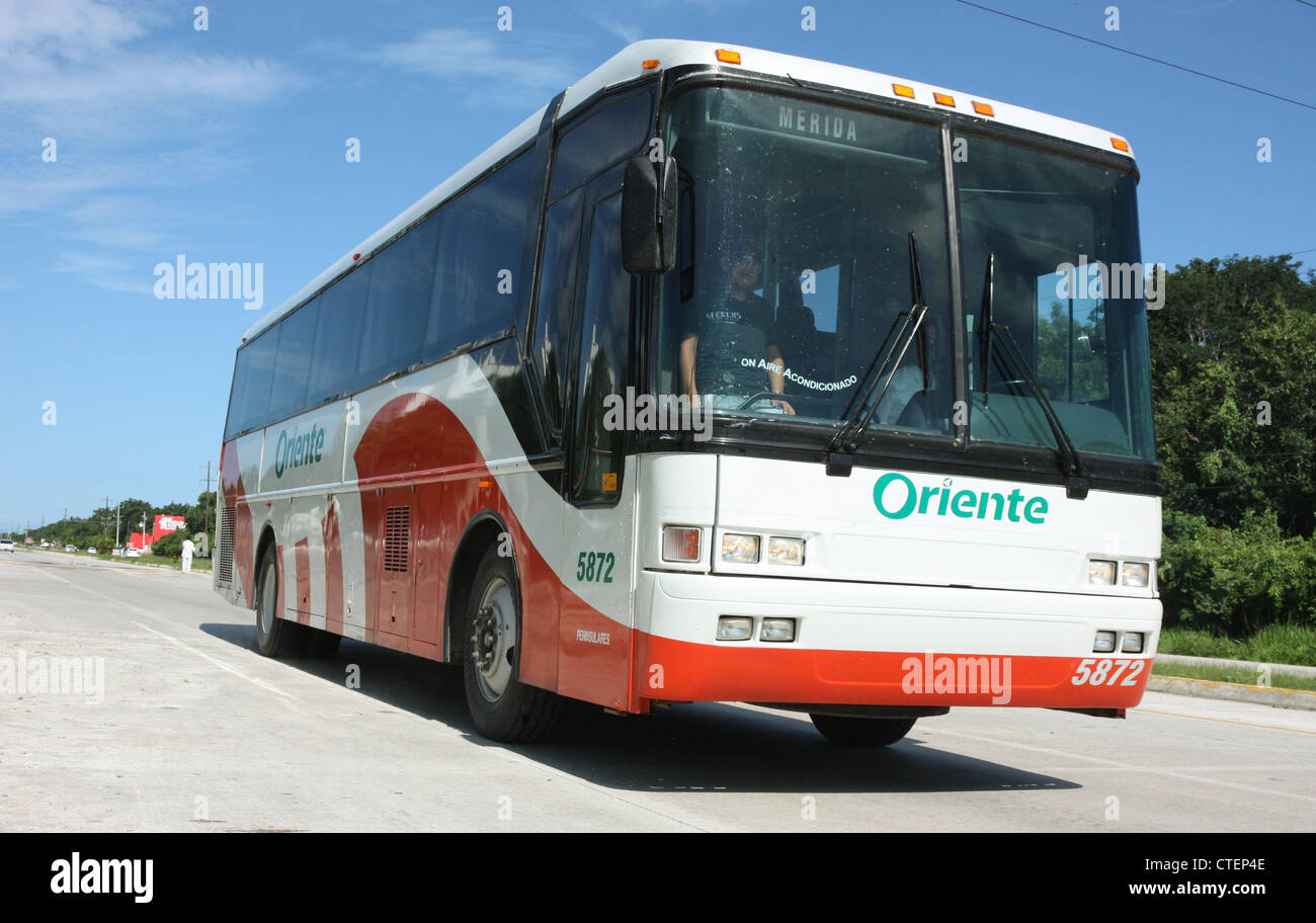 Old bus mexico hi-res stock photography and images - Alamy
