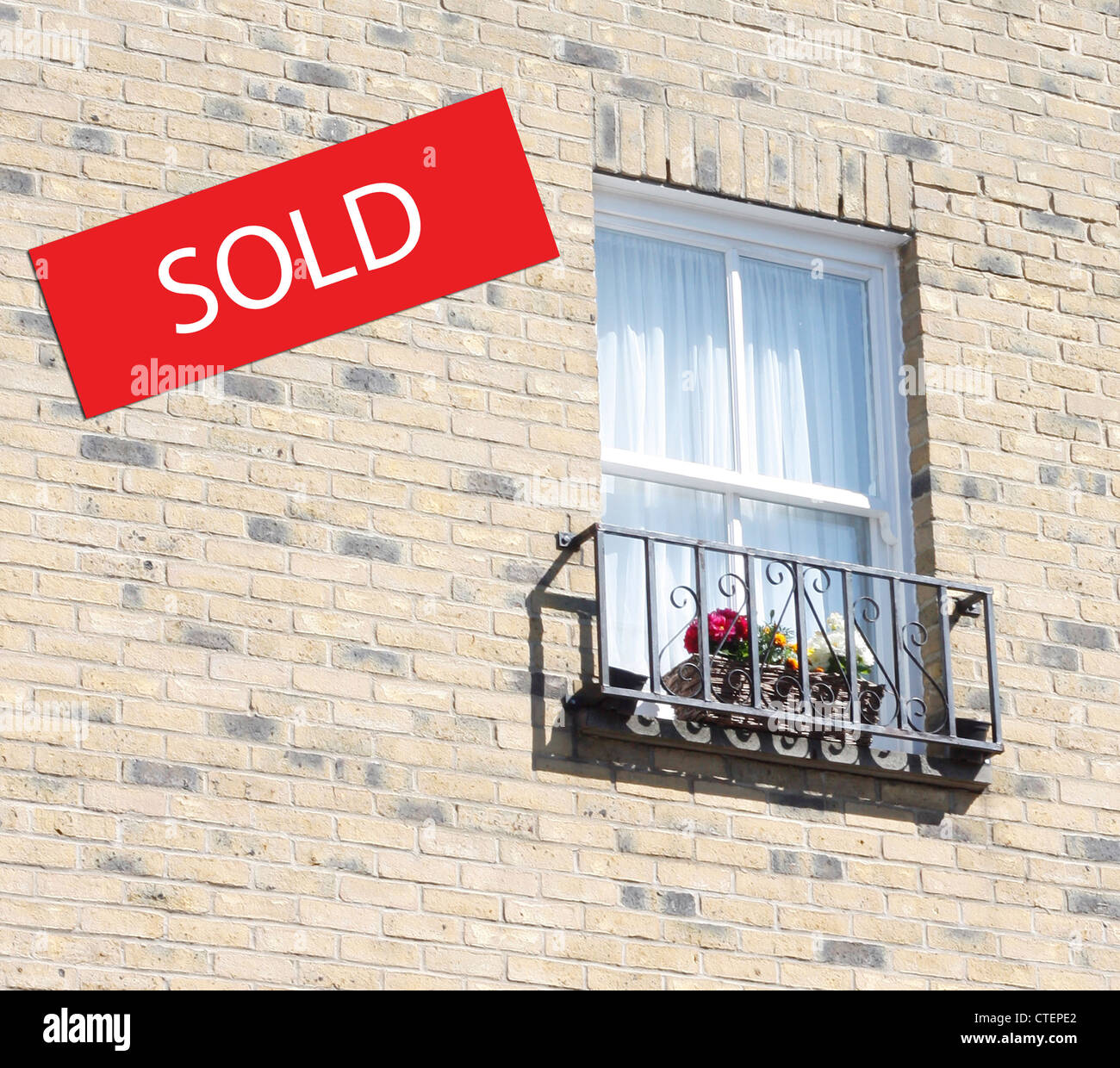 Flat sold hi-res stock photography and images - Alamy