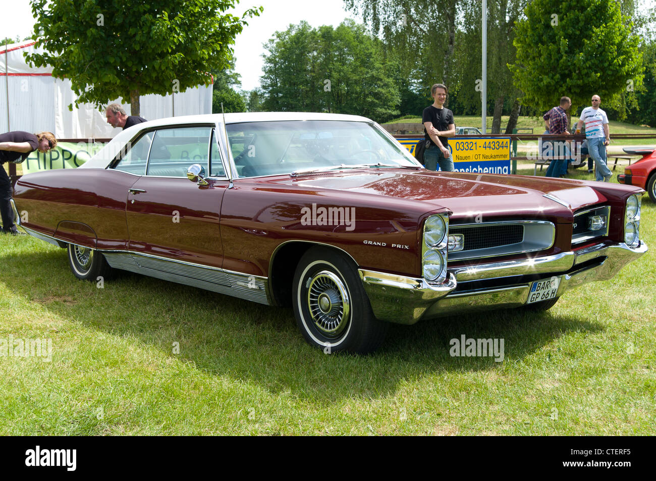 Pontiac grand prix hi-res stock photography and images - Alamy