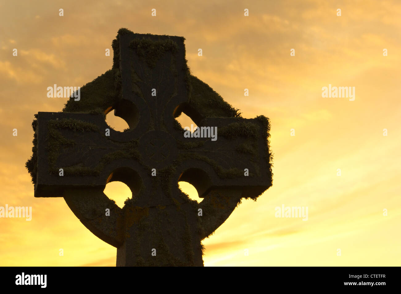 Scottish celtic cross hi-res stock photography and images - Alamy
