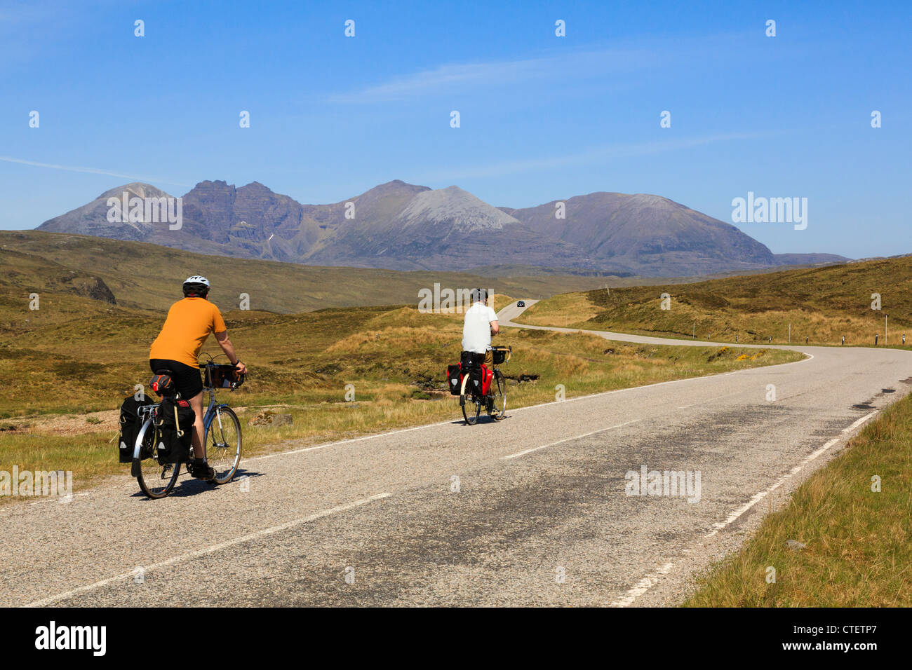 Touring cycle uk hi-res stock photography and images - Alamy