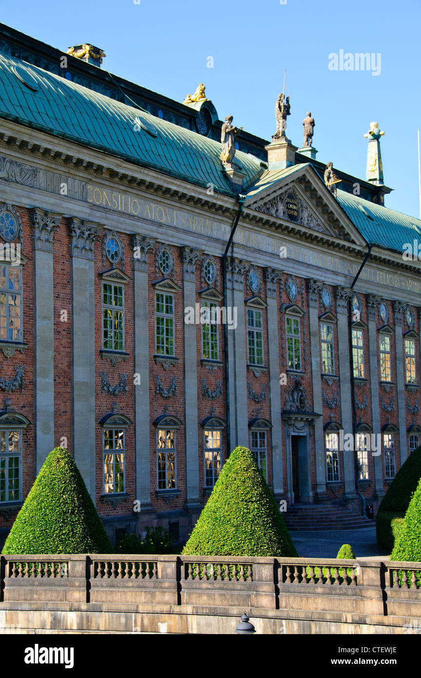 The Swedish House of Nobility (Swedish: Riddarhuset) maintains records ...