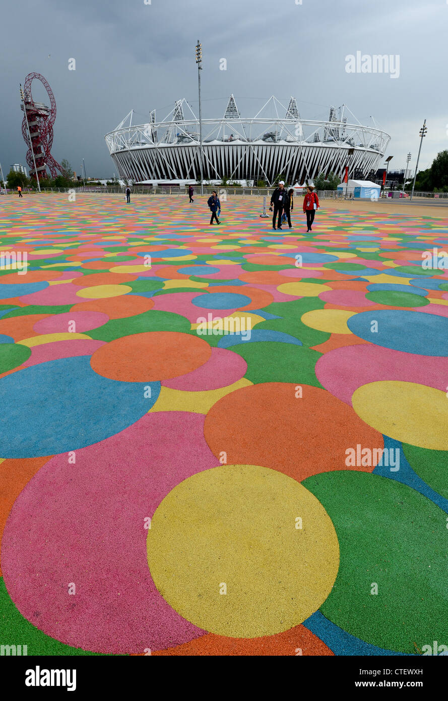 Round colourful mats hi-res stock photography and images - Alamy