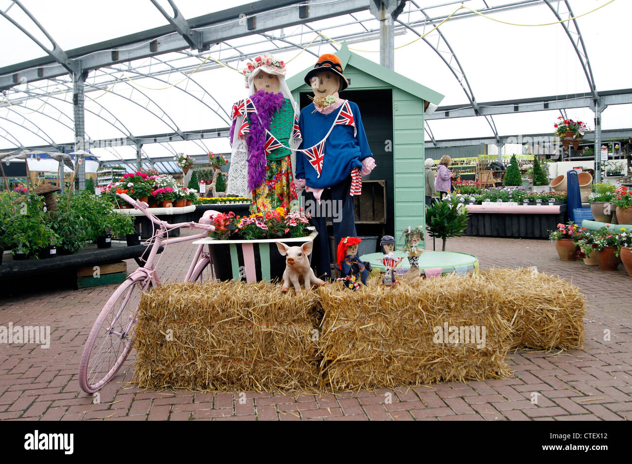 Scarecrow display hi-res stock photography and images - Alamy