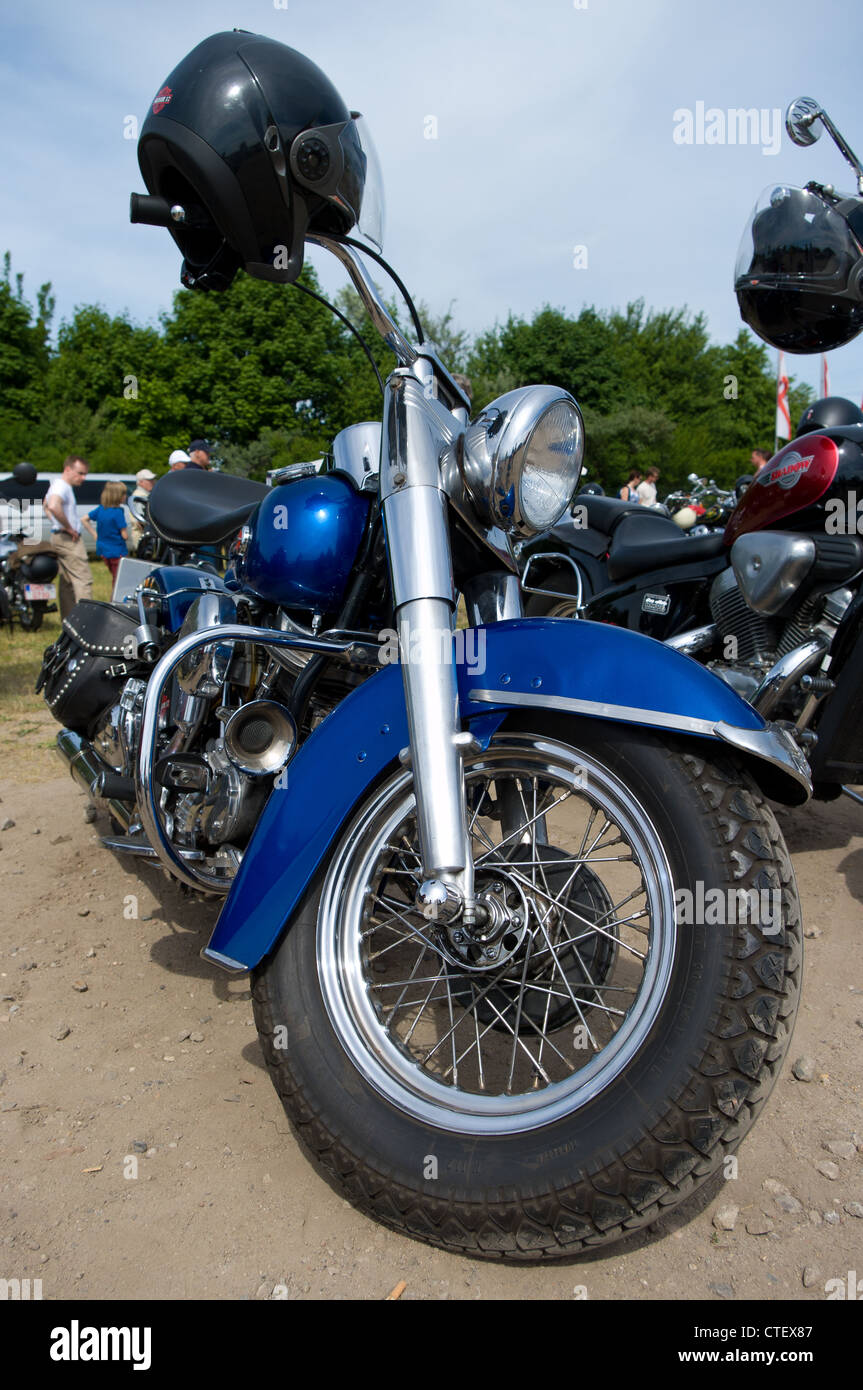 Motorcycle Harley-Davidson Springer Classic Stock Photo - Alamy