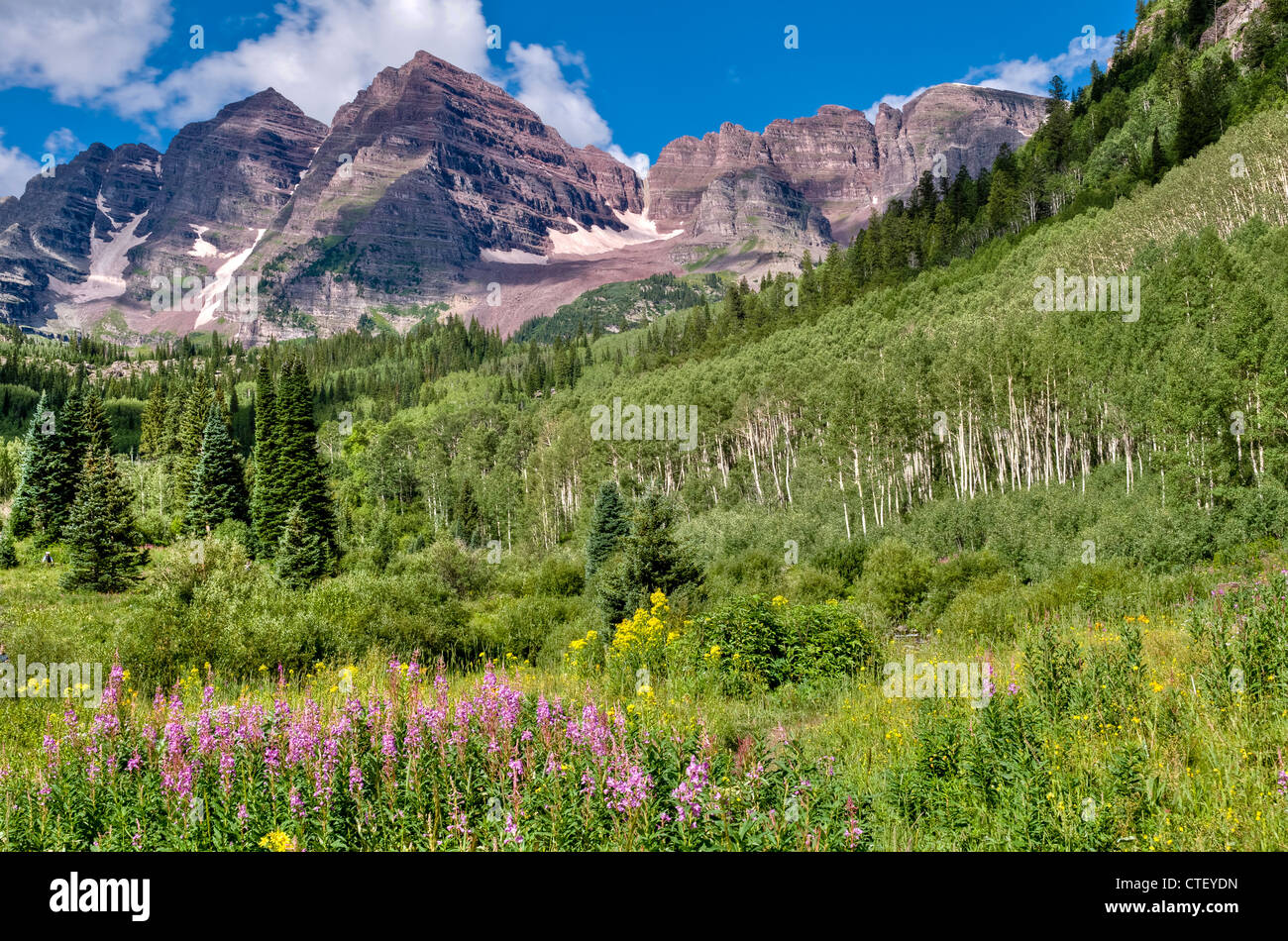 Maroon bells aspen hi-res stock photography and images - Alamy