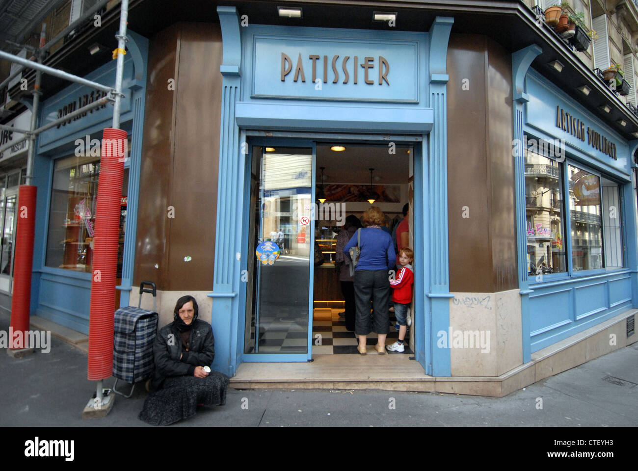 Bakery exterior hi-res stock photography and images - Alamy
