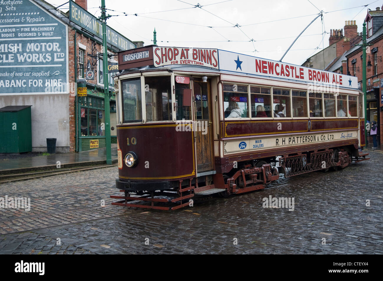 Electric tram hi-res stock photography and images - Alamy