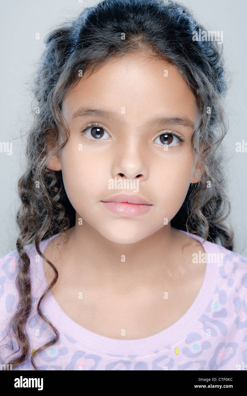 Portrait of girl (6-7), studio shot Stock Photo - Alamy