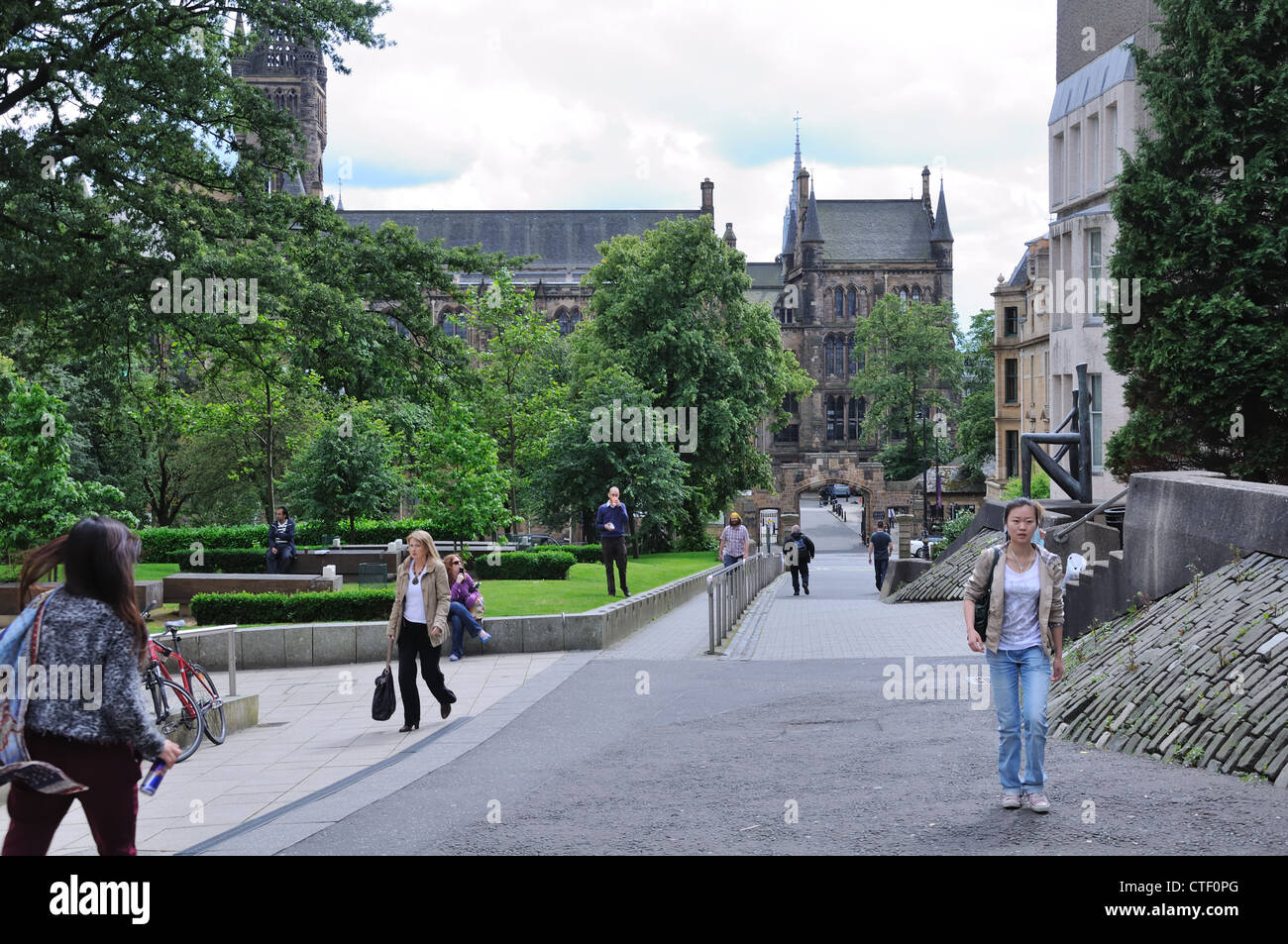 Looking down what was formerly Hillhead Street towards Glasgow ...