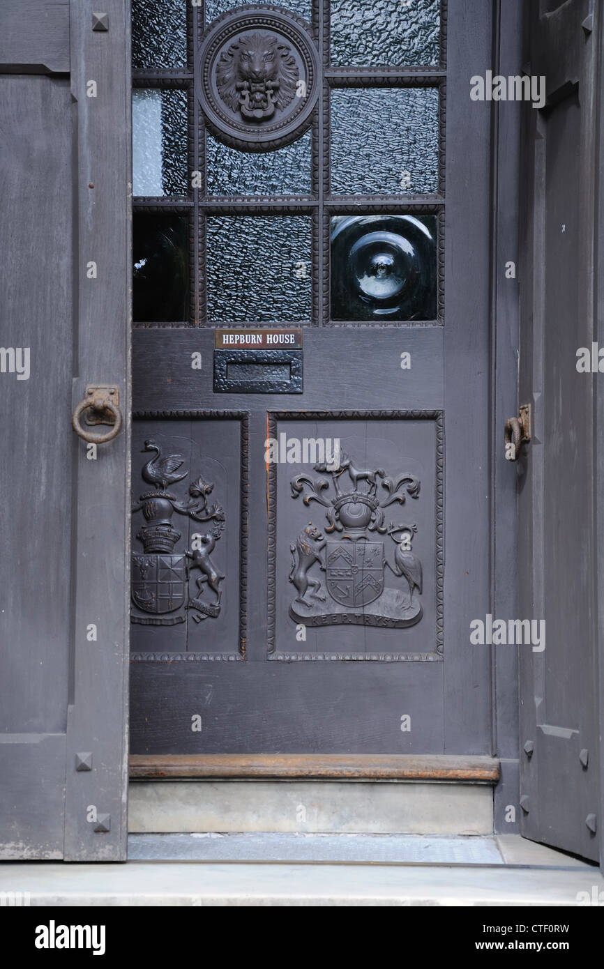 Distorted glass door hi-res stock photography and images - Alamy