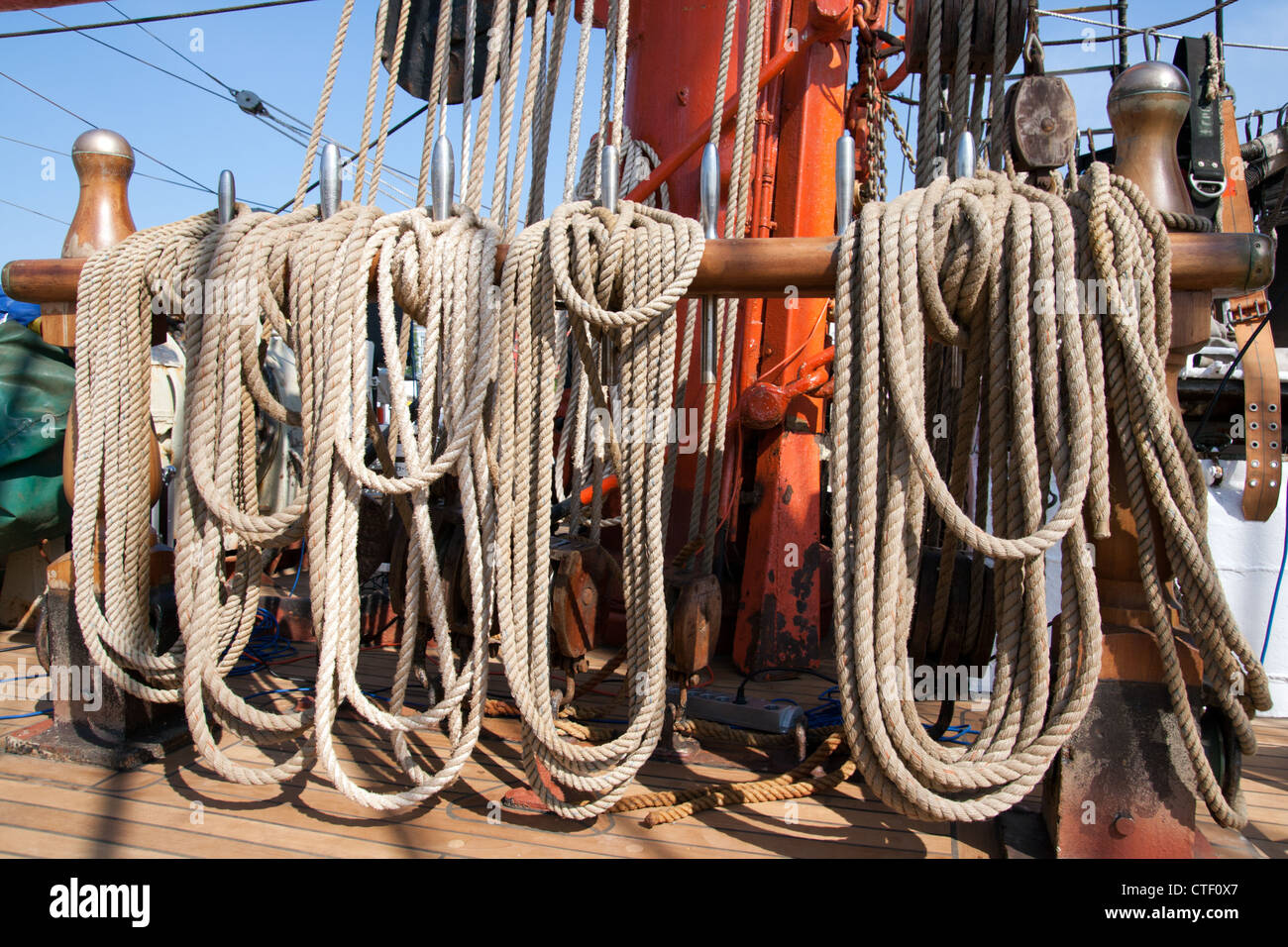 Classic sail hi-res stock photography and images - Alamy