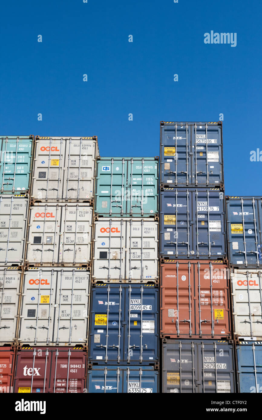 Stacked shipping cargo containers truck hi-res stock photography and ...