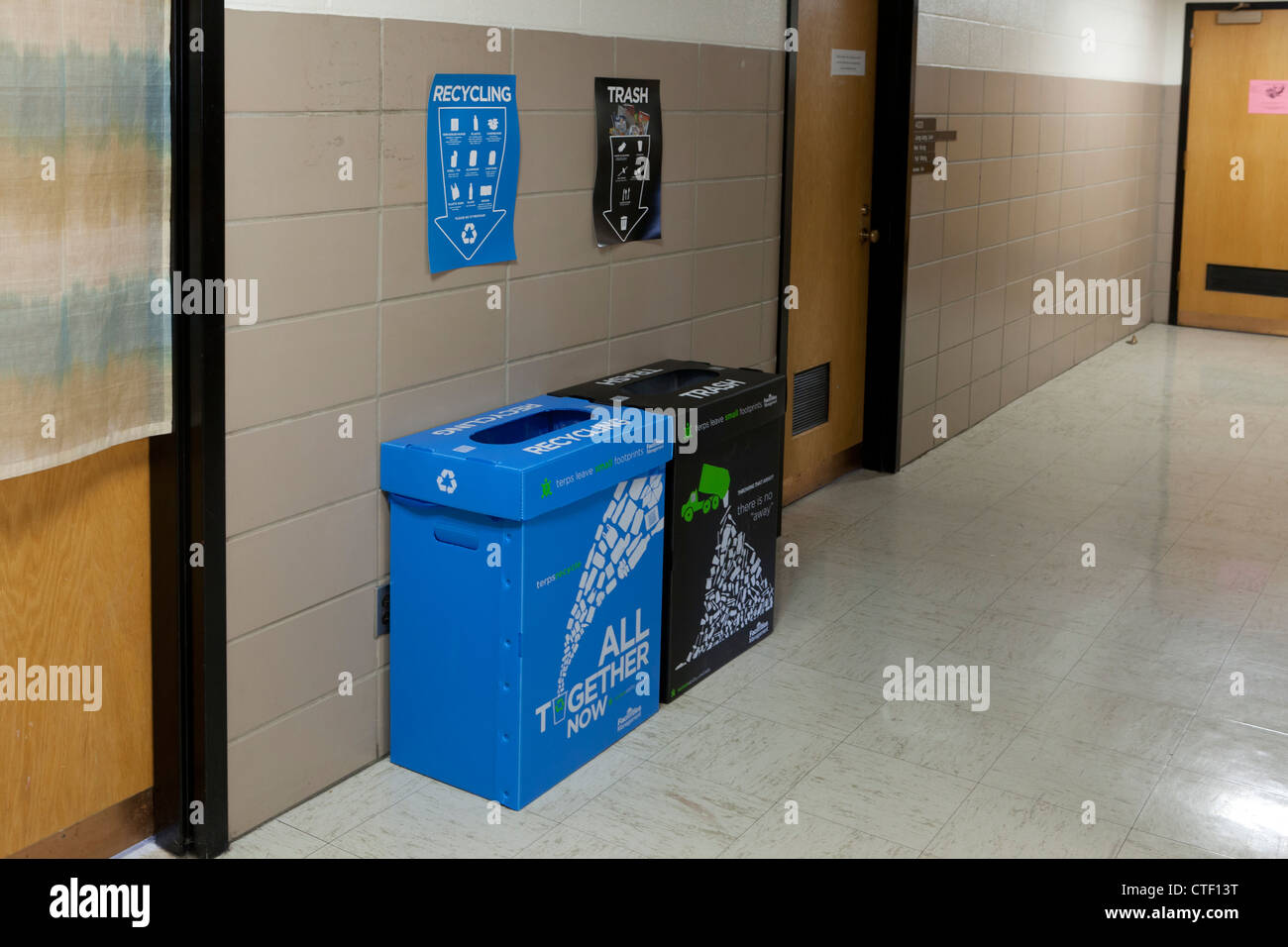 Hallway hi-res stock photography and images - Alamy