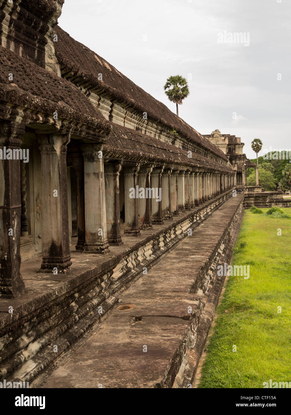 Wall of Angkor wat temple in Cambodia on cloudy day Stock Photo - Alamy