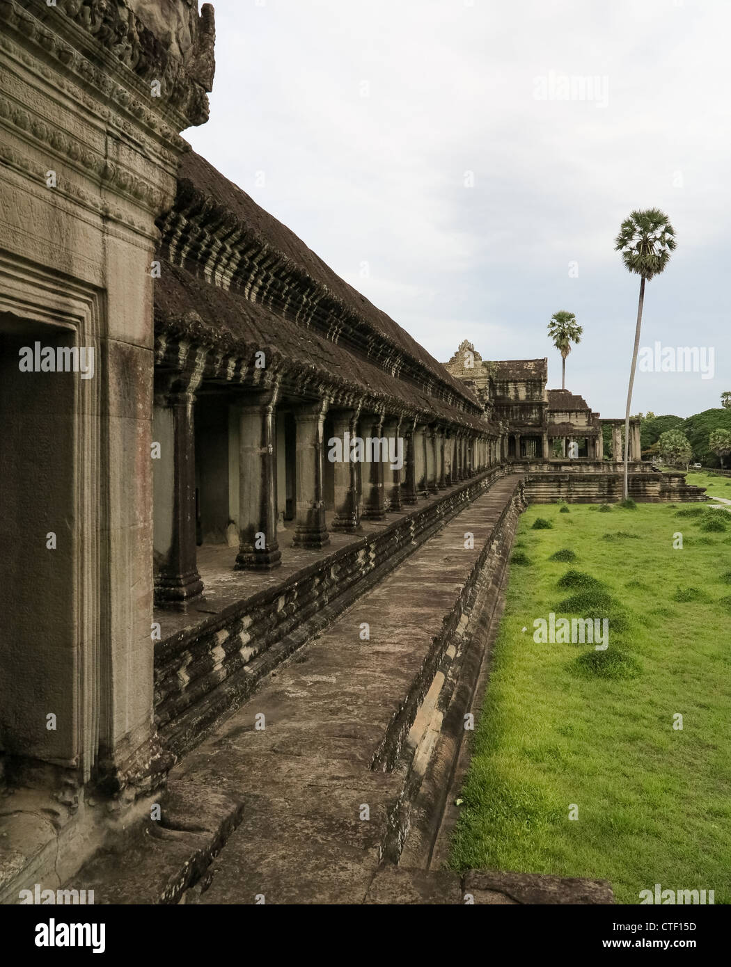 Wall of Angkor wat temple in Cambodia on cloudy day Stock Photo - Alamy
