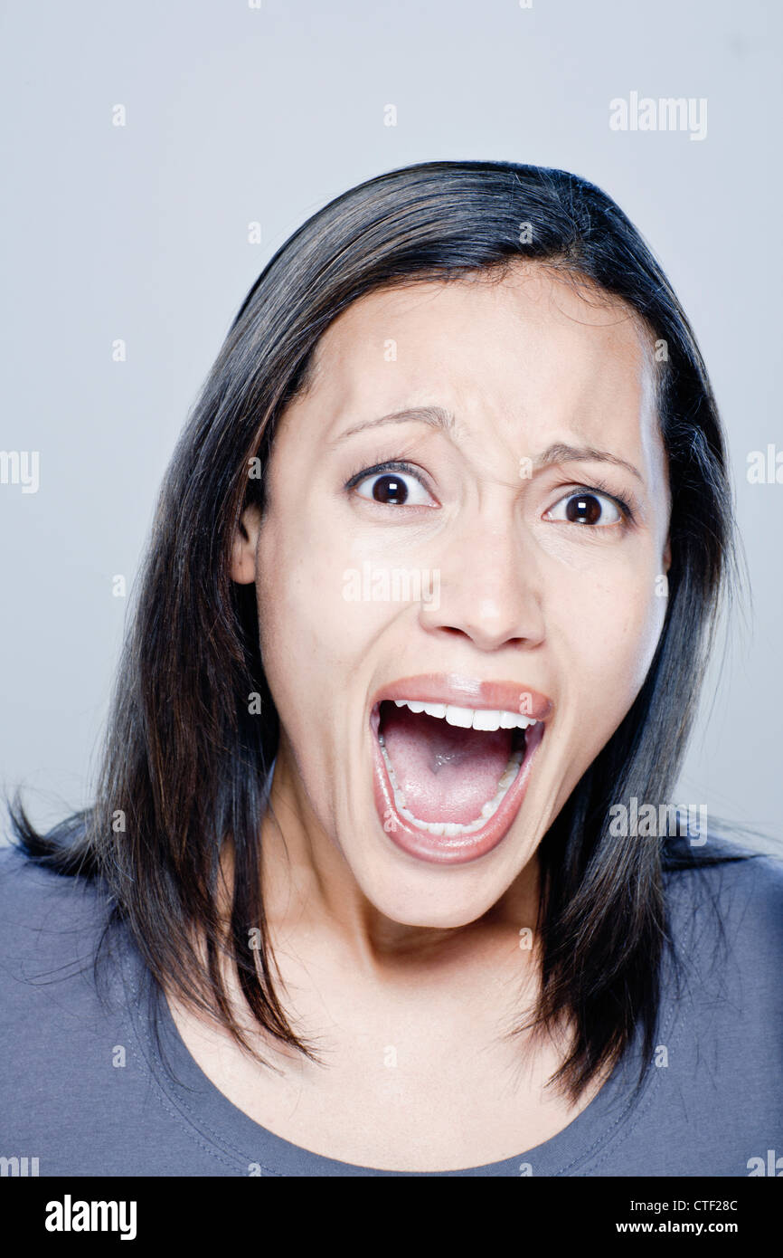 Portrait african woman shouting screaming hi-res stock photography and images - Alamy