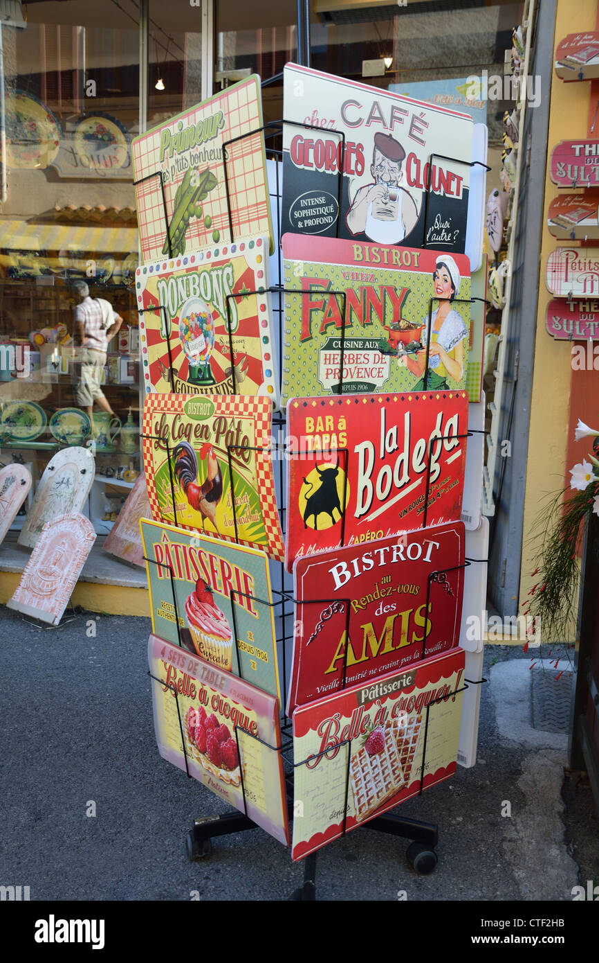 Table mats outside shop, Old Town, Biot, Côte d'Azur, Alpes-Maritimes ...
